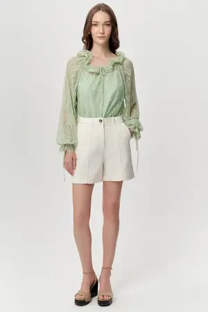 EXQUISE Jeremiah Zip Front Pocketed Denim Shorts - Ecru