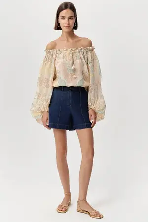 EXQUISE Jeremiah Zip Front Pocketed Denim Shorts - Indigo