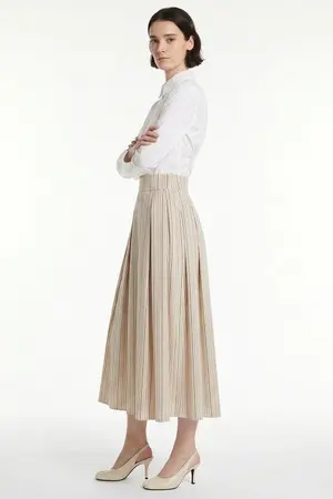 EXQUISE Pleated Pocket Midi Skirt