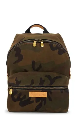 LOUIS VUITTON X Supreme Apollo Backpack - Green