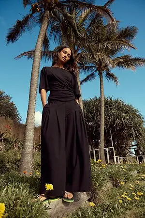 Free People Off-the-shoulder Top And Pleated Culotte Set - Black