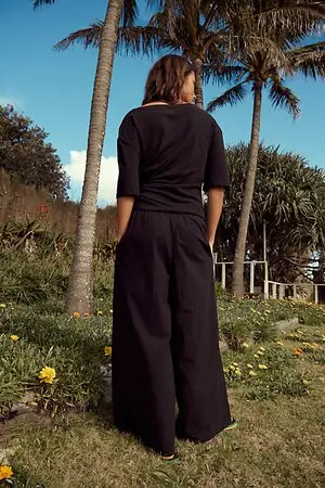 Free People Off-the-shoulder Top And Pleated Culotte Set - Black