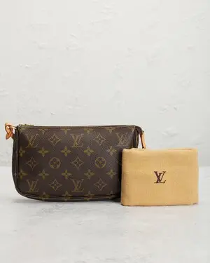 FWRD RENEW Louis Vuitton Monogram Pochette Accessoires Shoulder Bag - Brown