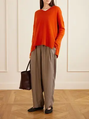 ALLUDE Cashmere Sweater