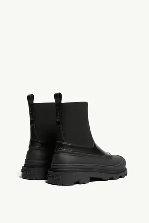 Moncler Vera Edge Leather Ankle Boots