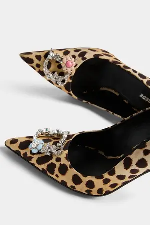 Dsquared2 Crystal Pumps