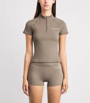 SPORTY & RICH Logo Serif Quarter-zip Top