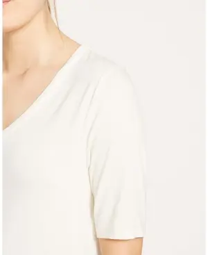 Universal Standard Lily Liquid Jersey V-neck Stovepipe Tee - White