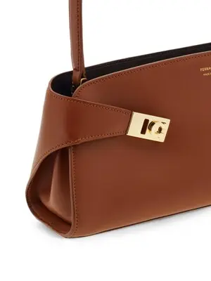 FERRAGAMO Hug E/w Leather Shoulder Bag