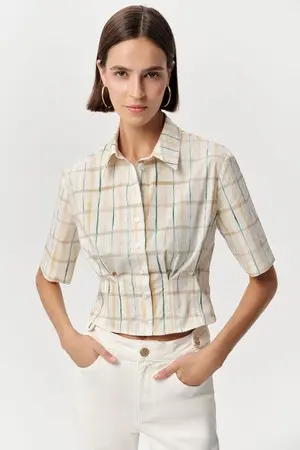 EXQUISE Alezae Short Sleeve Crop Shirt