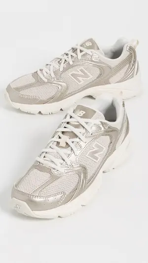 NEW BALANCE 530 Sneakers - Brown/beige