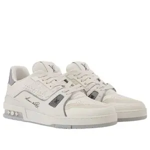 LOUIS VUITTON Trainer Sneaker - Grey
