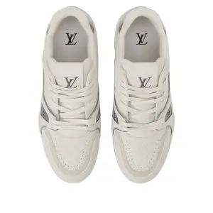 LOUIS VUITTON Trainer Sneaker - Grey