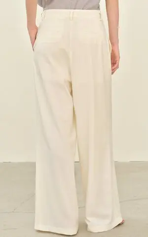 Source Unknown Leroy Box-pleat Straight Leg Trousers