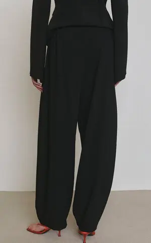 Source Unknown Mika Fluid Tuck Straight Leg Trousers