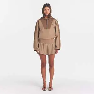 SKIMS Flutter Short | Light Neutral | | Woven Cotton - Desert