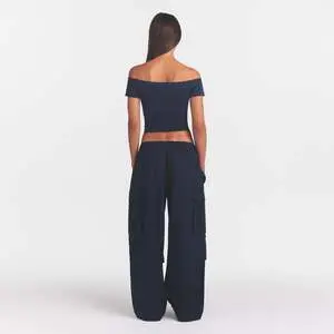 SKIMS Oversized Low Rise Cargo Pants In Woven Cotton