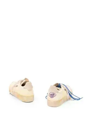 AUTRY Medalist Distressed Leather Sneakers
