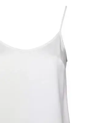 Black Label Sleeveless Scoop-neck Top