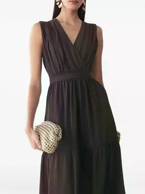 ST MRLO Elowyn Pleated Tiered Maxi Dress - Brown