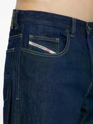 DIESEL® 2001 D-macro Jeans