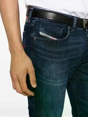 DIESEL® 1979 Sleenker Logo-patch Jeans