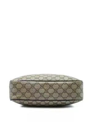 Gucci Gg Supreme Crossbody Bag