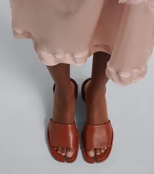 MAISON MARGIELA Tabi Leather Sandals