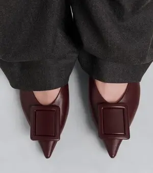 ROGER VIVIER Viv" In The City Pointed Toe Ballet Flats In Leather - Burgundy
