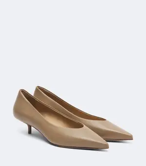 Max Mara Leather Pointed Toe Pumps - Beige