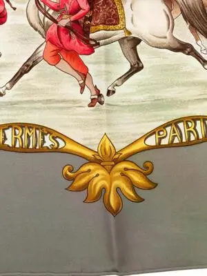 Hermès 20th Century Les Chevaux Des Moghols Silk Scarf 90 Scarves - White