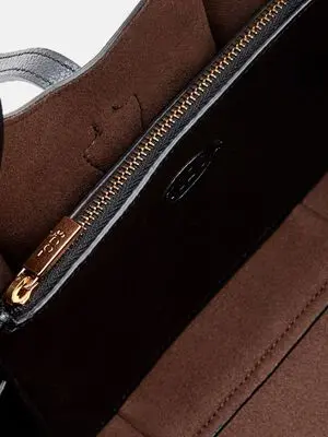 TOD'S Grained Calf Leather Shoulder Bag With Metal Logo - Black