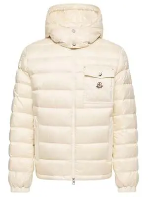 Moncler Quilted Down Jacket With Detachable Hood And Tricolor Accent