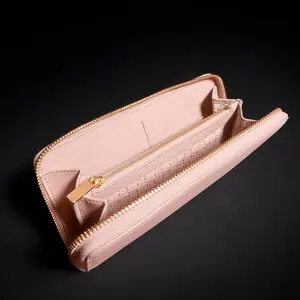 Gucci Zip Around Wallet With Lettering Leather