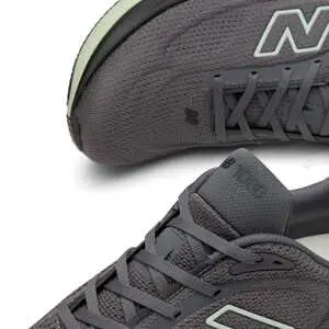 NEW BALANCE 1080v15 Athletic Sneaker