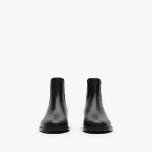 Burberry Leather Hampstead Boots