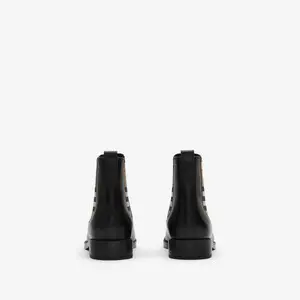 Burberry Leather Hampstead Boots