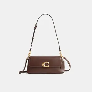COACH Restored Jet Shoulder Bag Brass/maple
