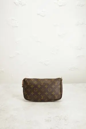 LOUIS VUITTON Monogram Pochette Accessoires Shoulder Bag - Brown