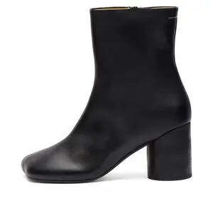 MAISON MARGIELA Heeled Moulded Toe Ankle Boots - Black