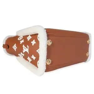 LOUIS VUITTON Caramel Calfskin And Shearling On My Side Pm Bag