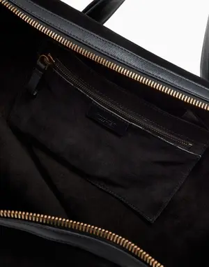 Giorgio Armani Logo Patch Zip-up Duffle Bag - Black