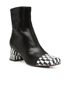 Chie Mihara Square-toe Ankle Boots