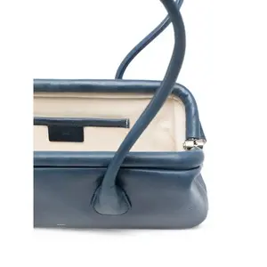 OSOI Dual-handle Shoulder Bag