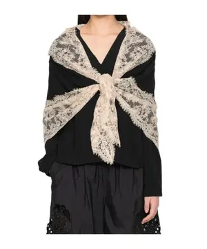 Sea Lace-trim Blouse - Black
