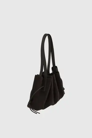 Yuzefi Scallop Shoulder Bag - No