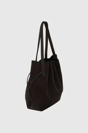 Yuzefi Scallop Tote Ganache Suede
