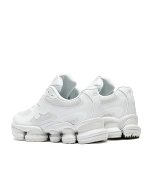 NEW BALANCE Round Toe Lace-up Sneakers - No