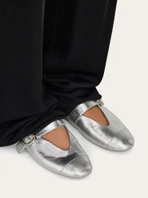 FERRAGAMO Gancini Ballet Flats