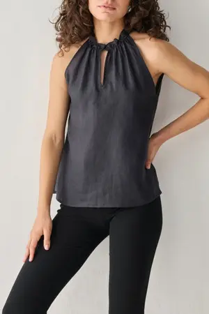 REISTOR Halter Neck Top - Black